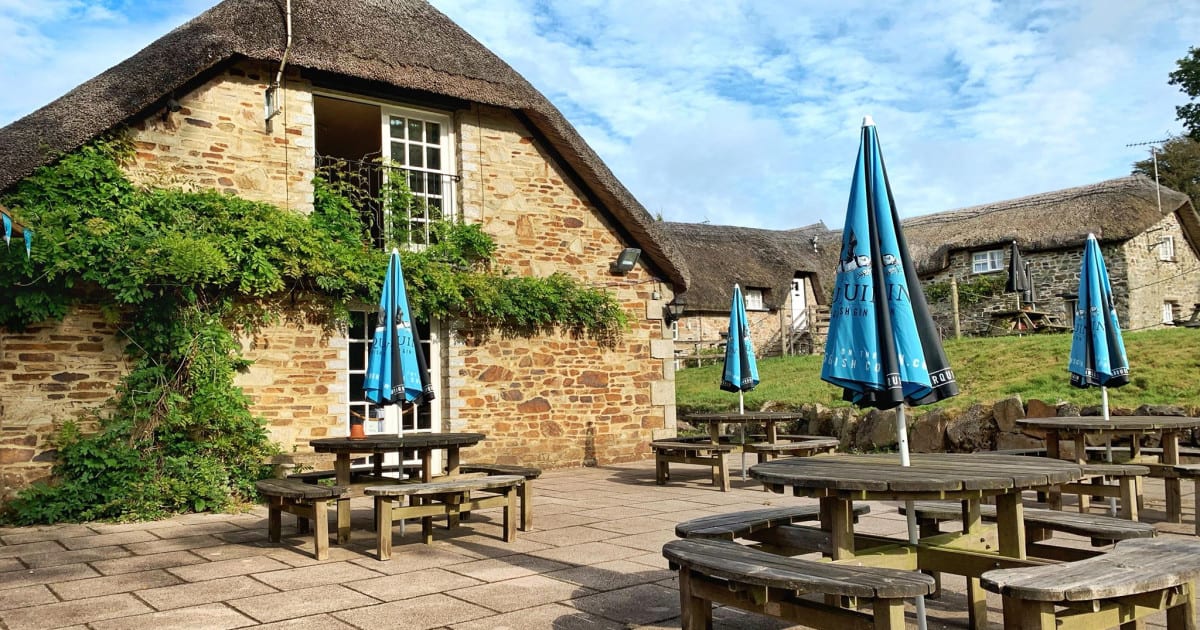 Contact | Bearslake Inn | Dartmoor Pub With Accommodation