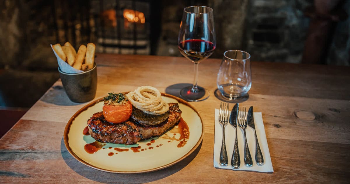 Pub Restaurant in Dartmoor | Bearslake Inn