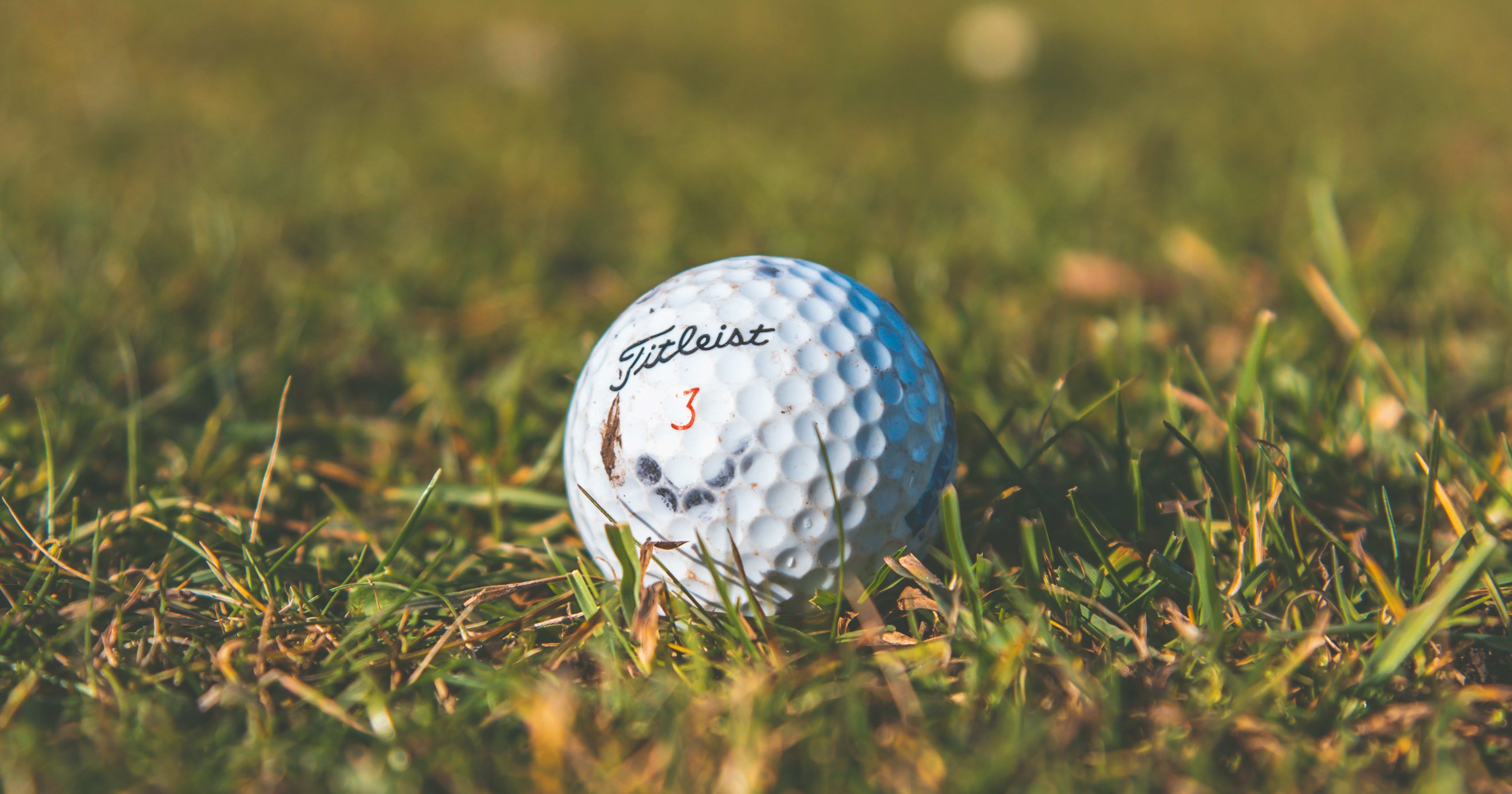 Golf Breaks in Berkshire | Donnington Grove, Newbury